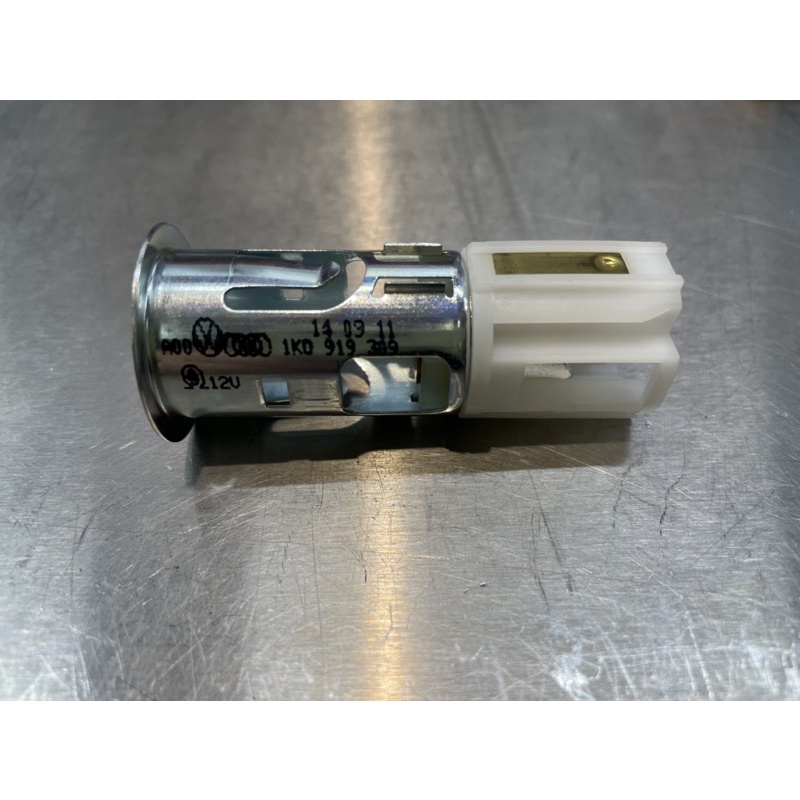 Volkswagen - Power outlet - 1K0919309 點煙器座 | 蝦皮購物