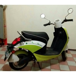 中華電動車 e-moving EM50 EM198 嫩芽綠 青蘋果綠 近全新 只跑過950公里 電動機車 | 蝦皮購物