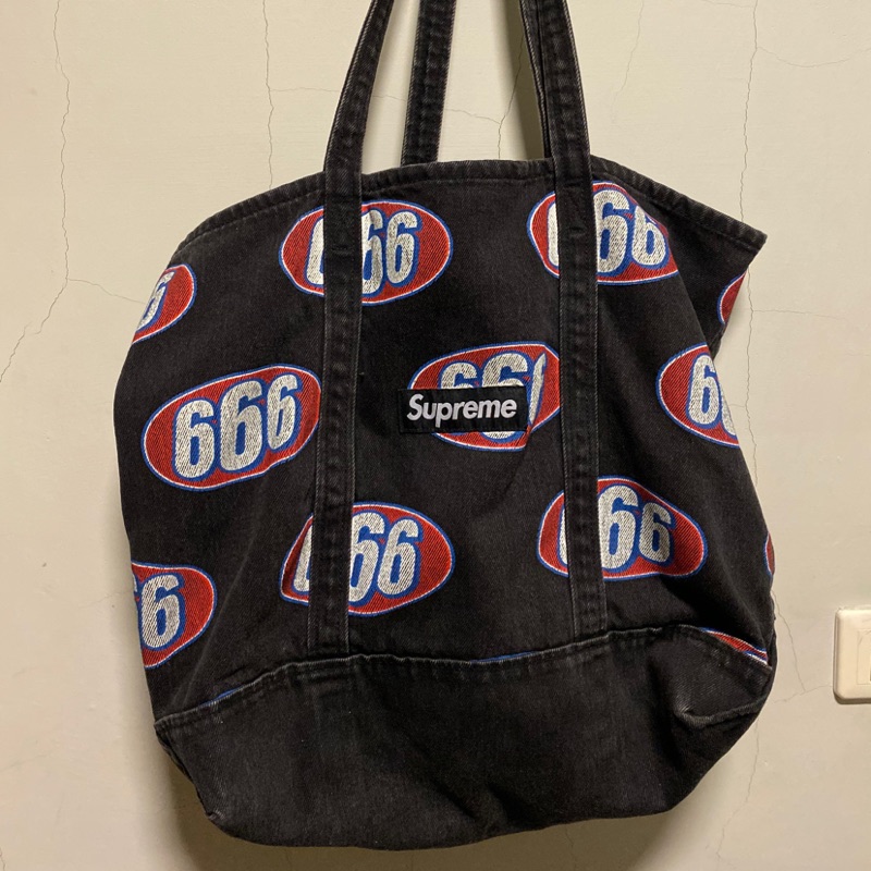 Supreme 666 tote bag black | 蝦皮購物