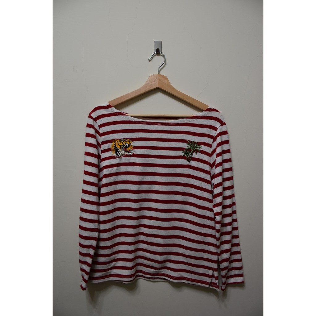 條紋 圖案 老虎 長袖 寬領口 t恤 RCWB (二手） | 蝦皮購物