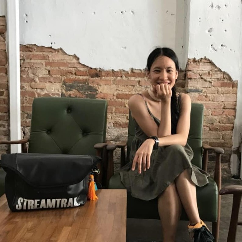 日本StreamTrail戶外防水包.新款 BREAM 休閒單肩郵差包- 瑪瑙黑(輕便好看) | 蝦皮購物