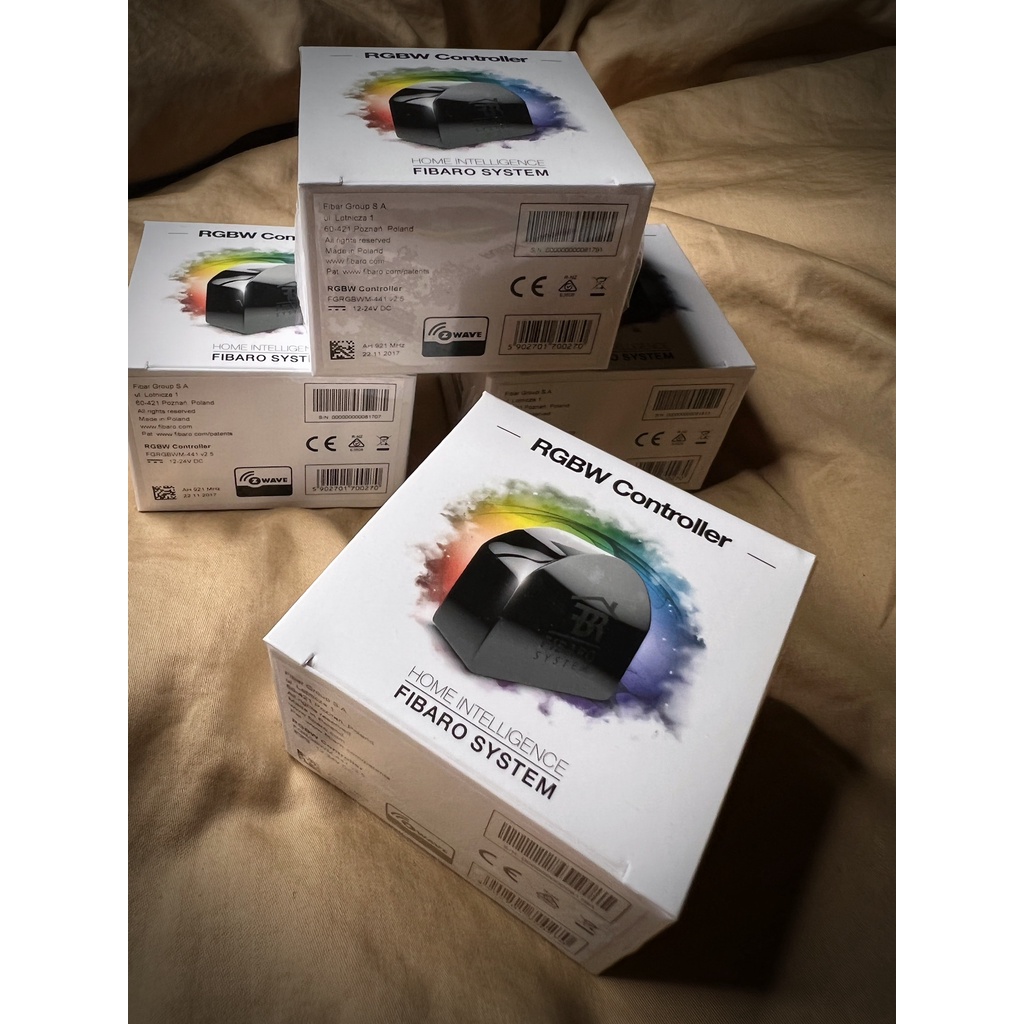 台灣現貨 全新 rgbw controller fibaro LED 照明控制器 | 蝦皮購物