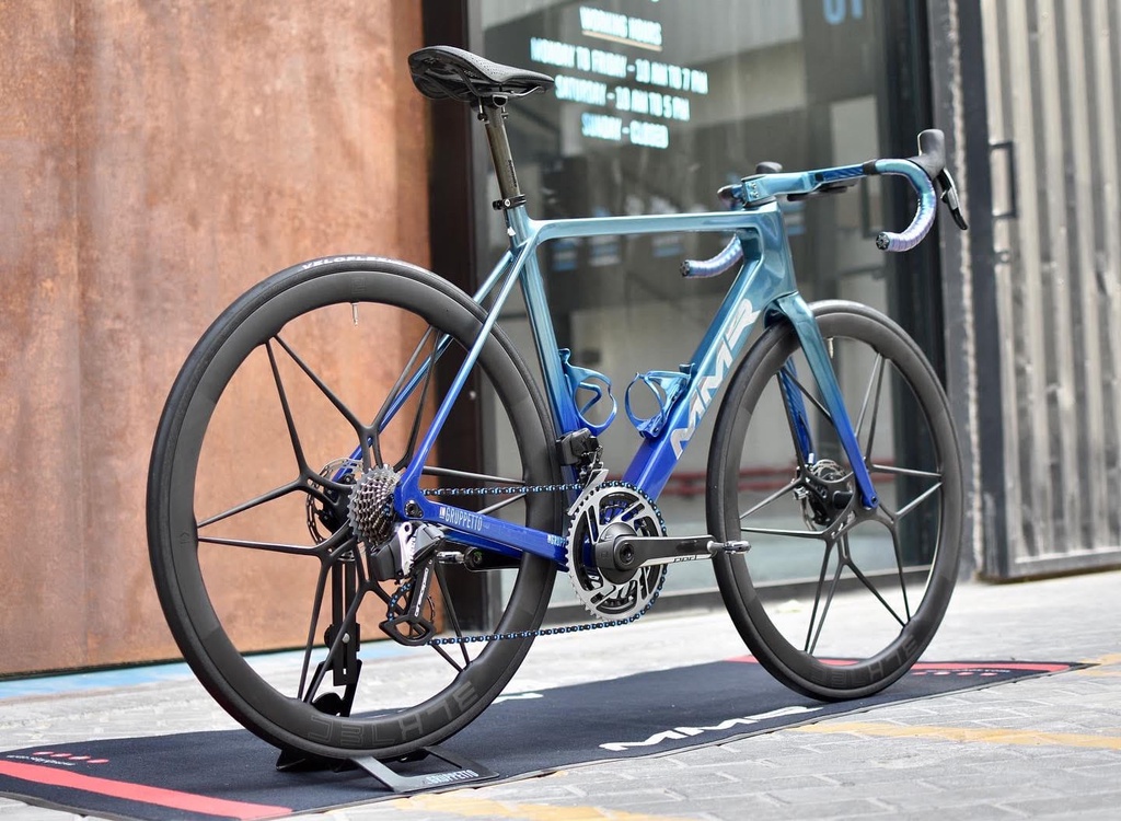 英國 BLKTEC C1D GC HC FLOW 星芒輪 碟煞 公路車 碳纖 輪組 刀輪 > BIKEfun拜訪單車 | 蝦皮購物