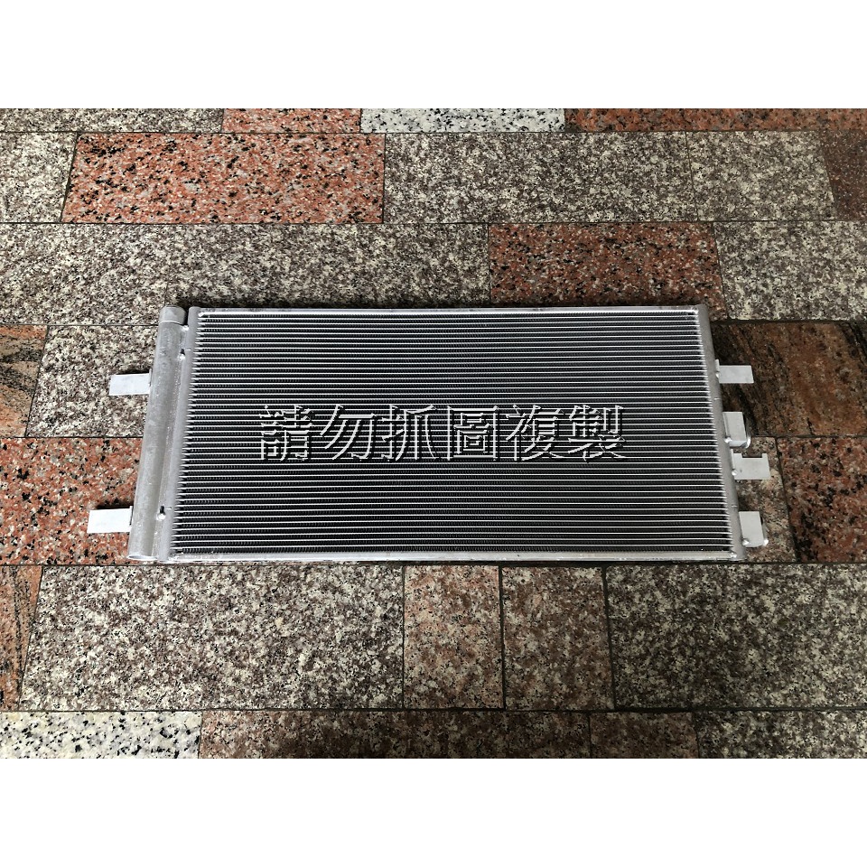 BMW F45 全新 冷排散熱片 另有F15 F25 F48 G01 G02 G05 G10 G20 G30 G38 | 蝦皮購物