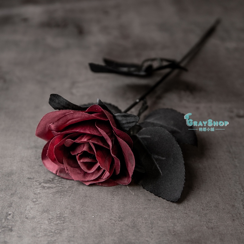 《GrayShop》仿真復古暗黑玫瑰花 人造花 仿真花 黑色玫瑰花 暗黑風 家居裝飾 拍照道具 攝影道具小物 | 蝦皮購物
