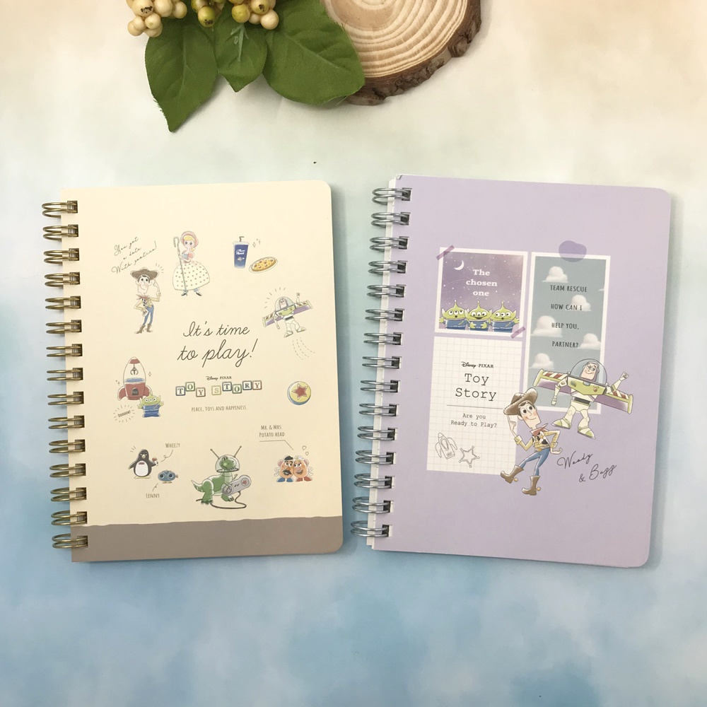 【現貨】日本製 迪士尼 玩具總動員 A6 線圈 線條 筆記本｜小鶴日貨 | 蝦皮購物