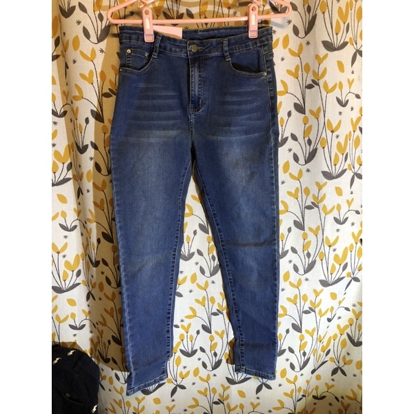 E 全新有吊牌牛仔魔術褲magic jeans尺寸L有彈性 | 蝦皮購物