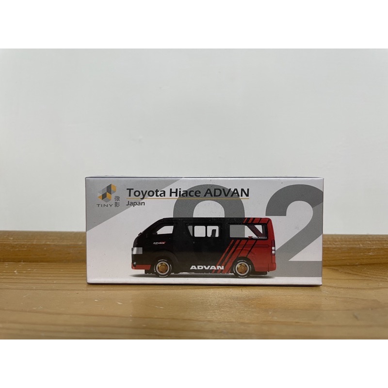 Tiny 微影 Toyota Hiace Advan | 蝦皮購物