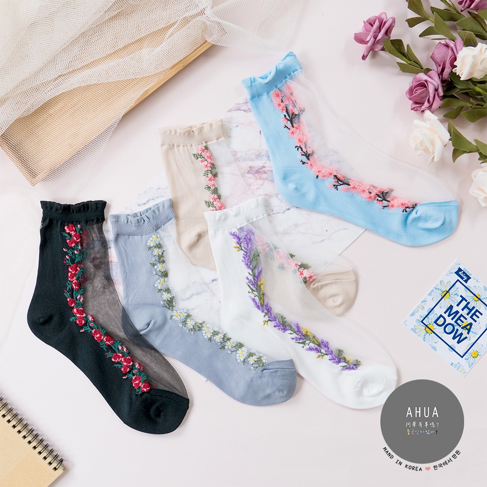 AHUA阿華有事嗎 韓國襪子 浪漫透膚花朵中筒襪 K0375 正韓水晶襪 韓妞必備長襪 百搭純棉襪 素色襪子 | 蝦皮購物