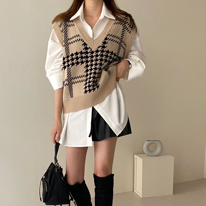Waroom|現貨 秋冬韓國針織V領格紋馬甲+白色襯衫|女裝|套裝|疊穿|兩件套|毛衣背心|針織背心|馬甲背心 1232 | 蝦皮購物