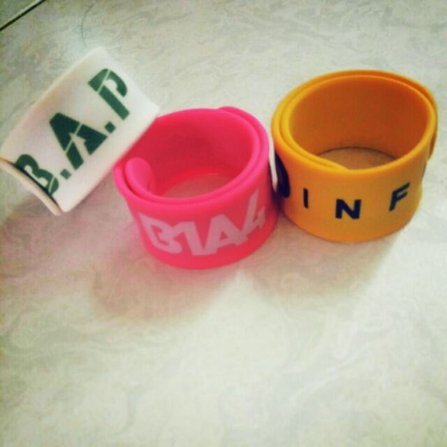 BAP B1A4 INFINITE 捲尺 應援手環 | 蝦皮購物