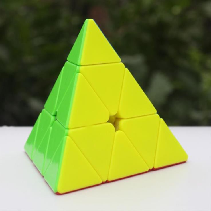 Rubik Triangle Pyramid - 高品質產品:光滑旋轉,耐用,美觀 | 蝦皮購物