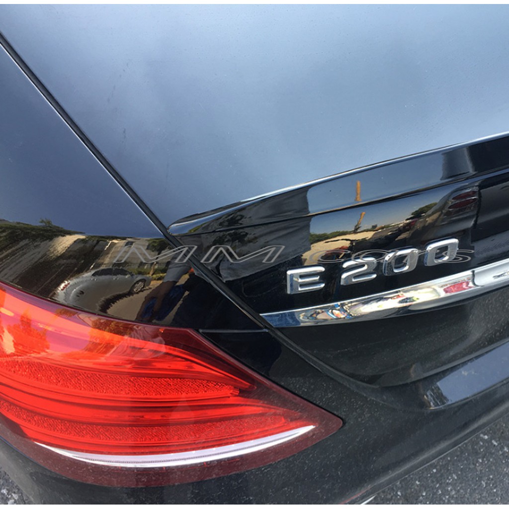 Benz W213 E63 E53 E300 E250 E220d E200 AMG 亮黑 標準白 尾翼 小鴨尾 賓士 | 蝦皮購物