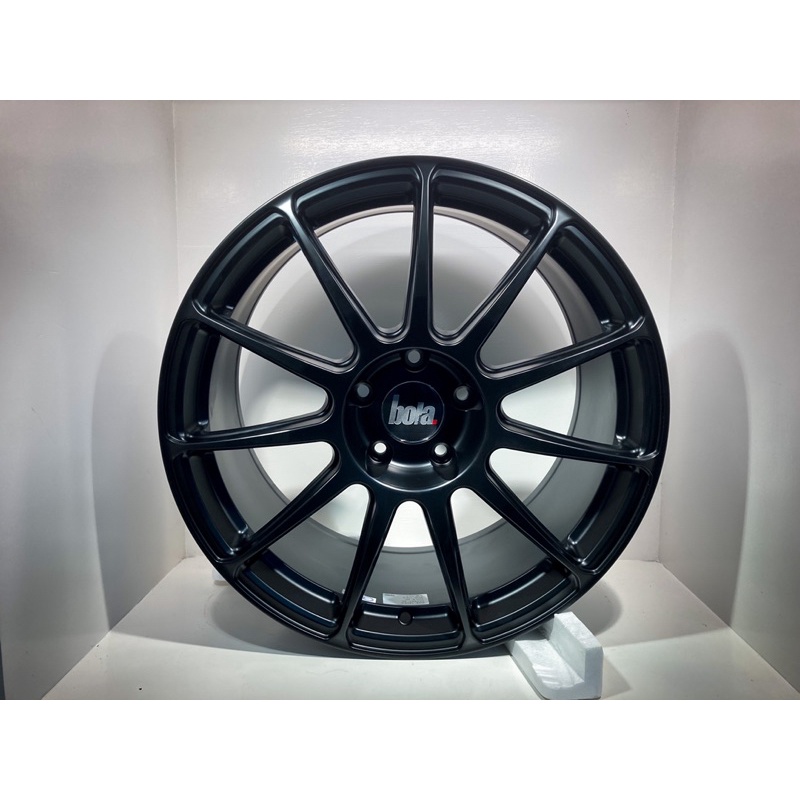 出清！英國品牌 BOLA VST 璇壓式鋁圈 18x9 5/114.3 et42 MBK 消光黑 #輪框 #寶拉 #旋壓 | 蝦皮購物
