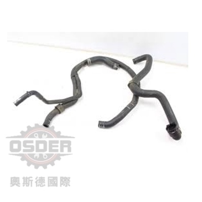 【奧斯德VAG】 7L0121156E Bently Q7 Cayenne 3.6 水管 德國原廠 | 蝦皮購物