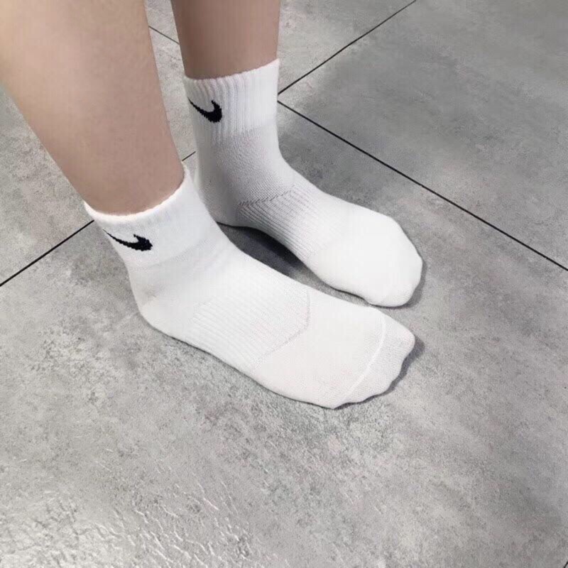 【Sharkhead】現貨 Nike Socks 單勾 勾勾 黑 白 中短襪 短襪 棉襪 厚款 SX7667-010 | 蝦皮購物