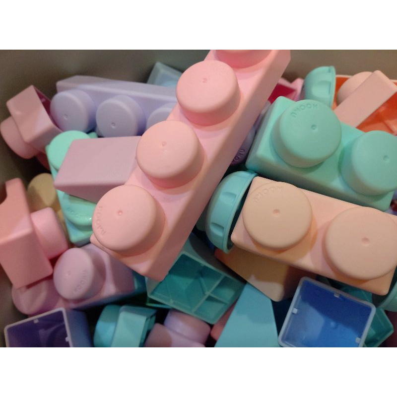 MOOMU 馬卡龍香草軟積木 120pcs/組 (贈收納桶+角色立體場景紙卡) | 蝦皮購物