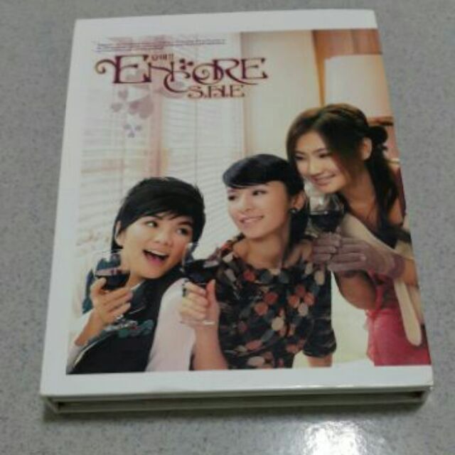 SHE 安可 ENCORE 陳嘉樺 Ella 田馥甄 Hebe 任家萱 Selina S.H.E | 蝦皮購物