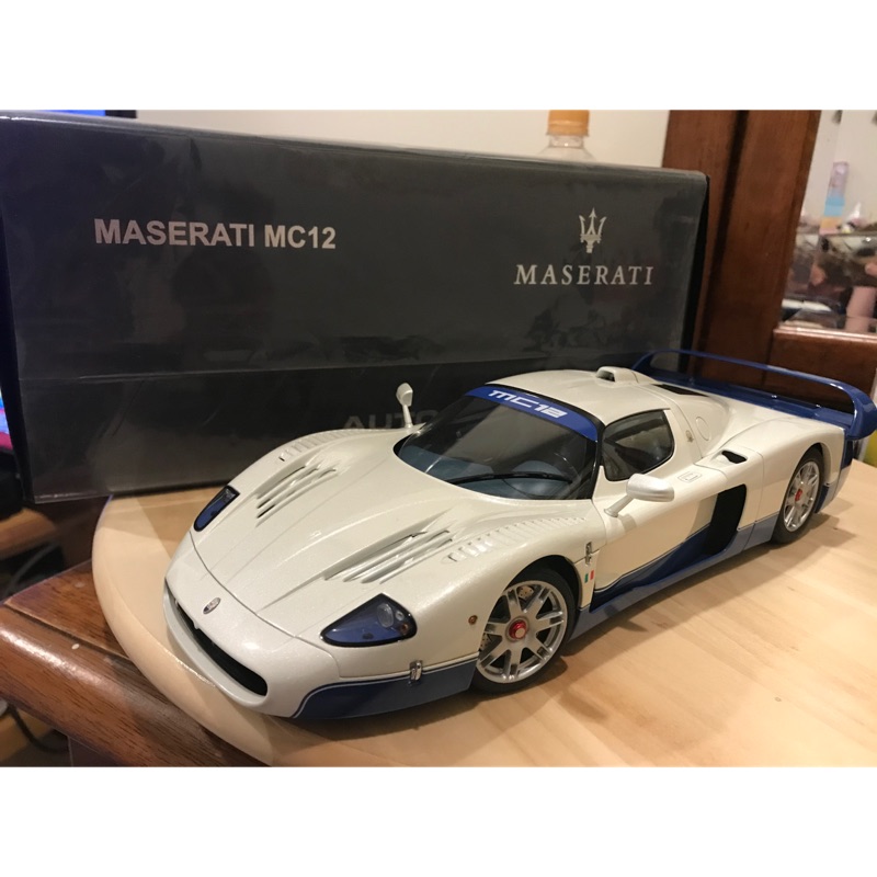 Autoart Maserati MC12 1/18 | 蝦皮購物