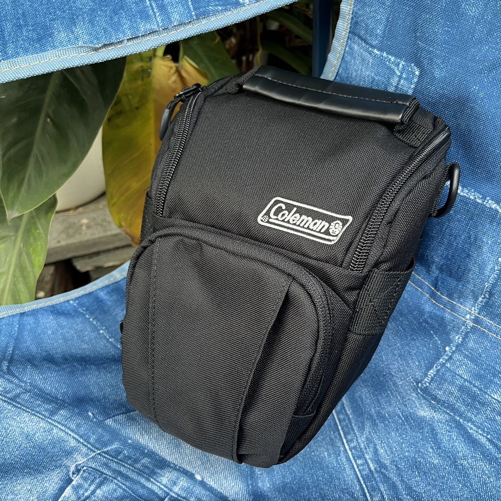 {The PAST} 台北門市 Coleman Camera Holster Bag 相機包 全新 現貨 | 蝦皮購物