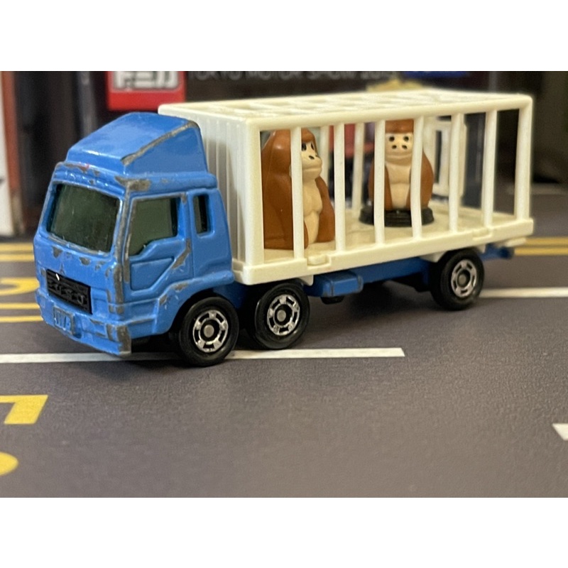 Tomica Tomy 森永特注三菱動物運搬車 猩猩 中製 Mitsubishi Fuso Animal Carrier | 蝦皮購物
