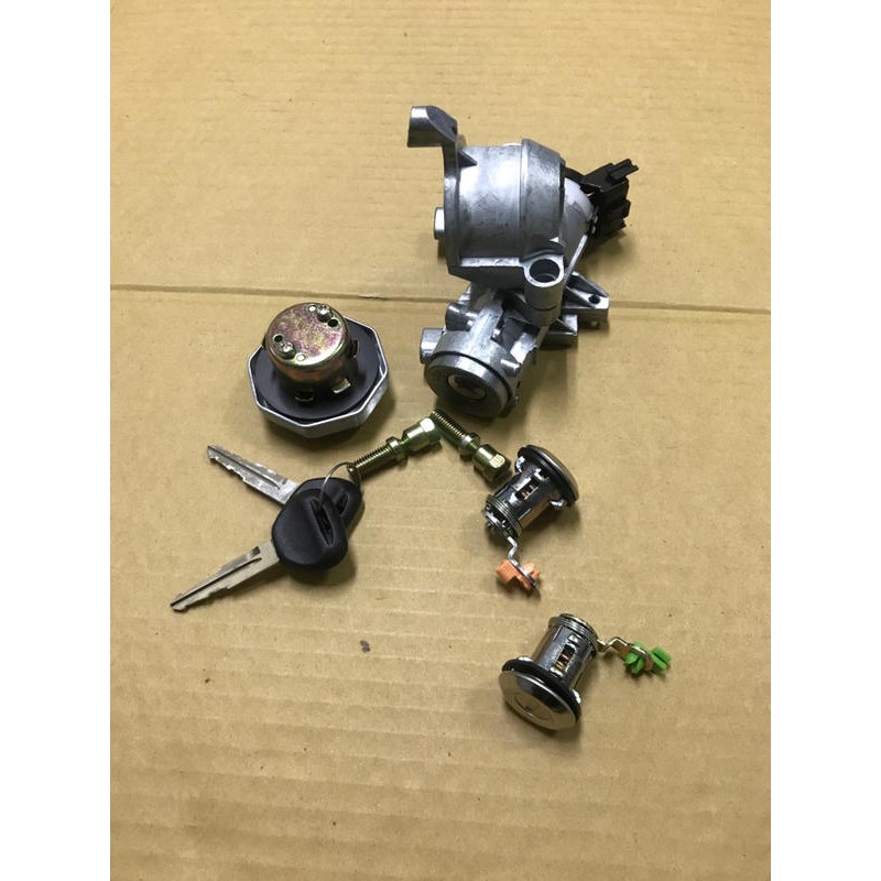 TNSK 三菱 中華 FREECA 貨車 全台鎖 全車鎖 包含 引擎鎖 引擎開關 鑰匙 鎖仁 門鎖 油箱鎖 油箱蓋 | 蝦皮購物