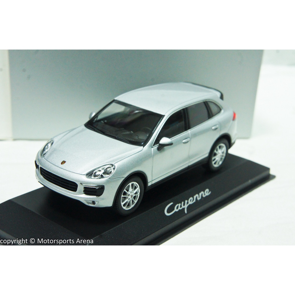 【超值特價】保時捷原廠 1:43 Minichamps Porsche Cayenne E2 2014 銀色 | 蝦皮購物