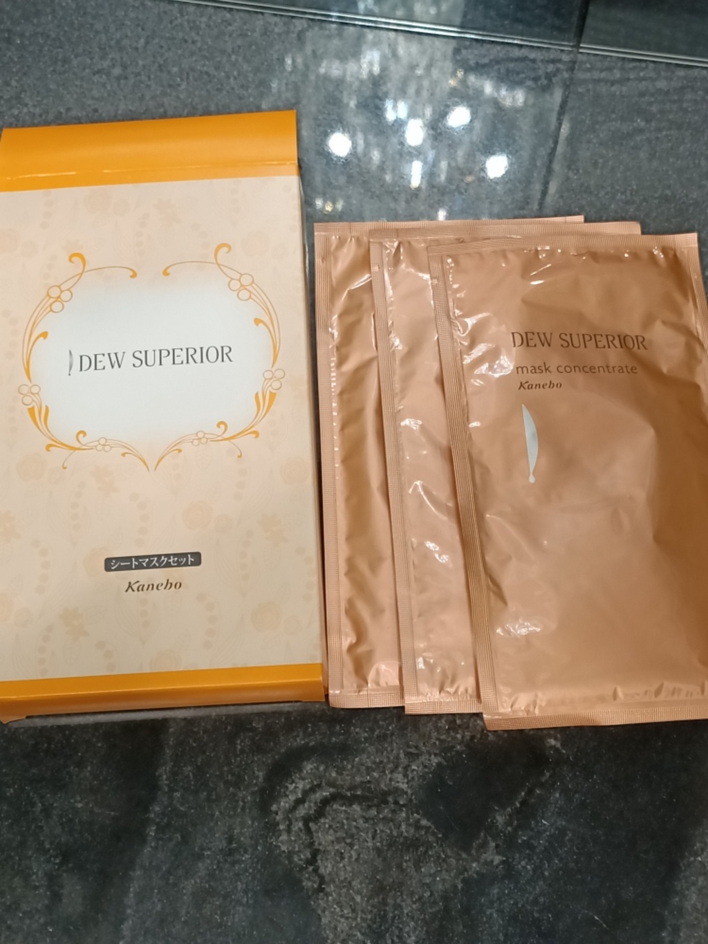 專櫃贈品 kanebo佳麗寶 dew潤活精純面膜 27ml*3片 一盒 現貨特價 | 蝦皮購物