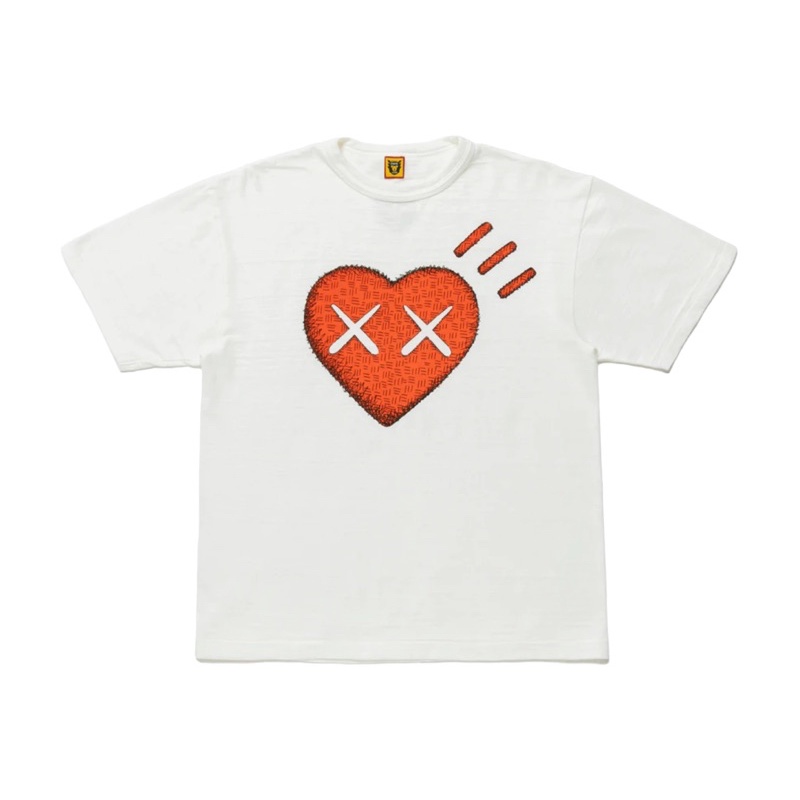 Human made Kaws 日本 東京 白色 愛心 2XL 聯名 全新 絕版 限量 官網購入 T恤 麥當勞 bts | 蝦皮購物