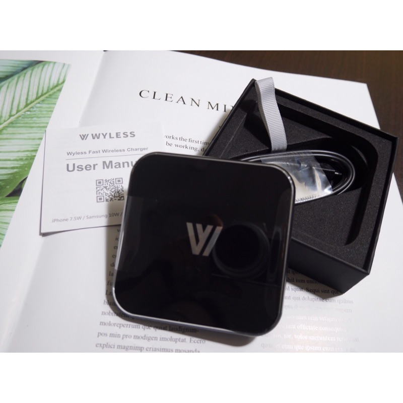 無線充電｜WYLESS｜ 鏡光快充（蘋果7.5W / 三星9W） - 黑 | 蝦皮購物