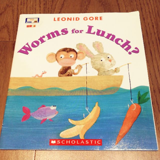 Worms for lunch? 單書 | 蝦皮購物