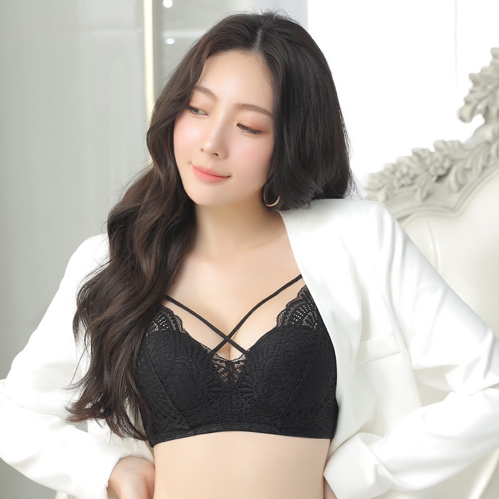 【Mini Queen】獨家 魔鏡樂園 單內衣 澎澎杯交叉細帶浮雕蕾絲包覆軟鋼圈內衣 (黑65B-95F) | 蝦皮購物