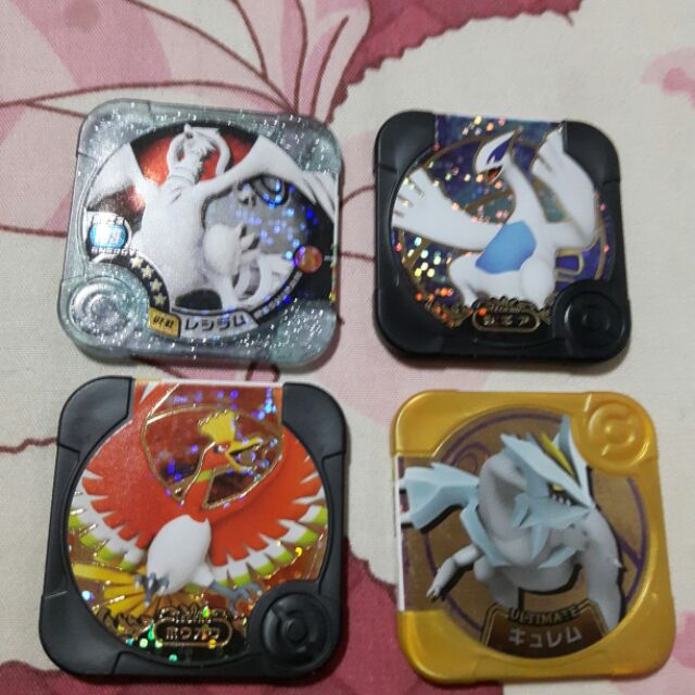 Pokemon tretta U2 金卡酋雷姆 黑卡洛奇犽 鳳王 雷希拉姆 四張一組不拆賣 | 蝦皮購物