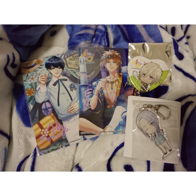 A3! Animate Cafe 皇天馬 月岡紬 生日特典 琉璃川幸 愛心徽章套 希特隆 胸章 雪白東 飯店 壓克力吊飾 | 蝦皮購物