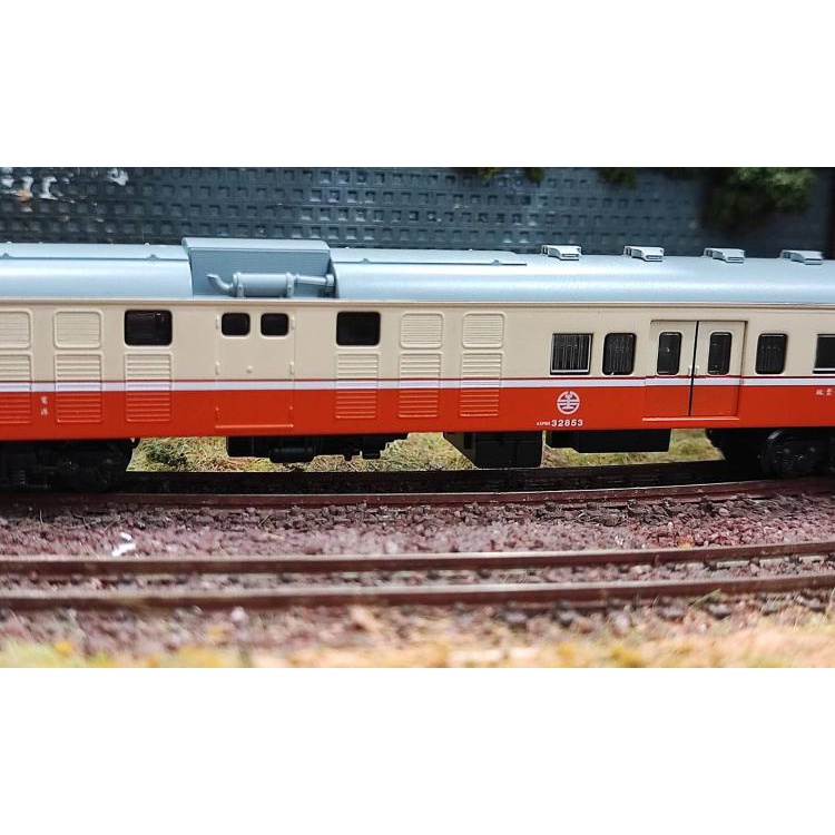 鐵支路 NK3513 台鐵 45PBK 32850型 電源行李車(橘) | 蝦皮購物