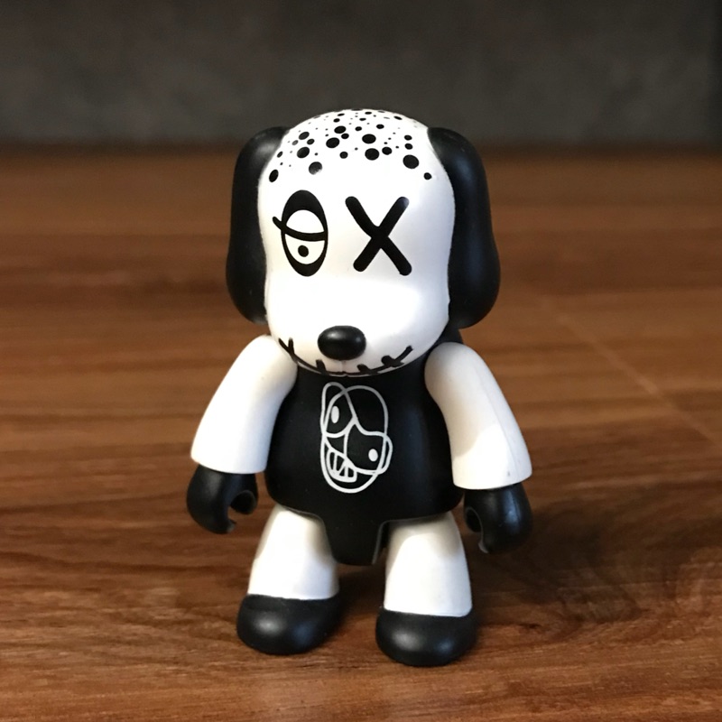 《挖寶庫》QEE TOY2R HONG KONG ARTISTS SERIES 1 公仔 | 蝦皮購物