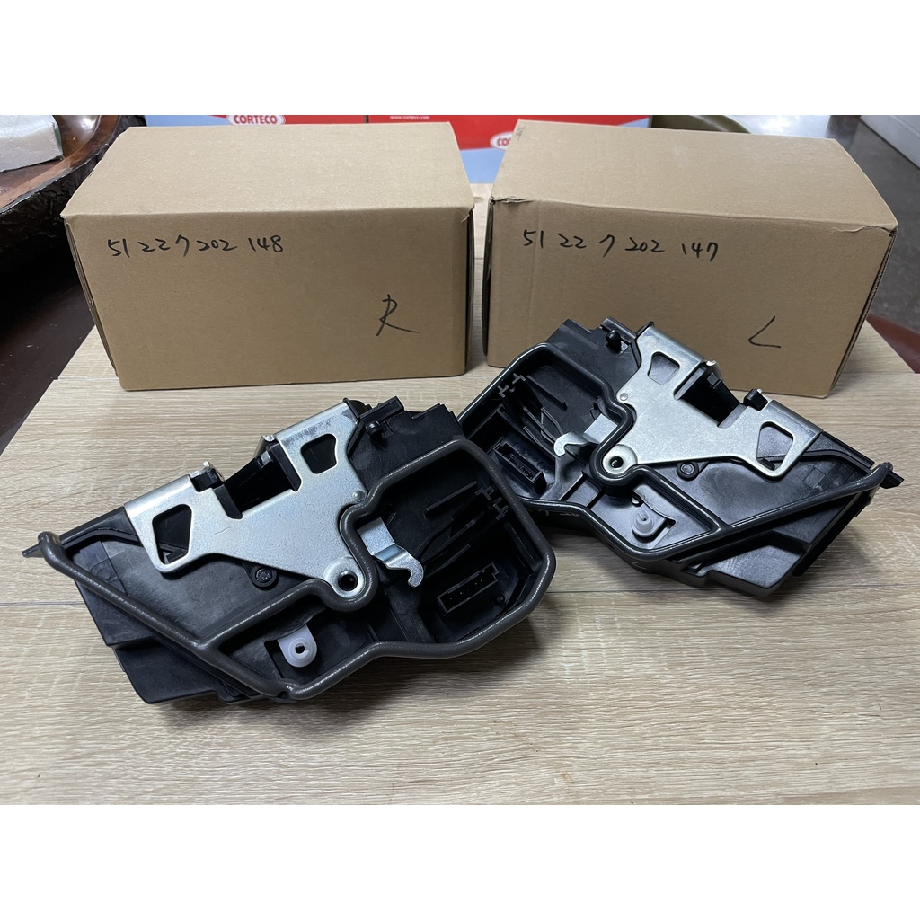 【Leo1108雙B零件專賣店】BMW E90/E60/E65/E66/E70/F01/F02 六角鎖 R/L 後門 | 蝦皮購物