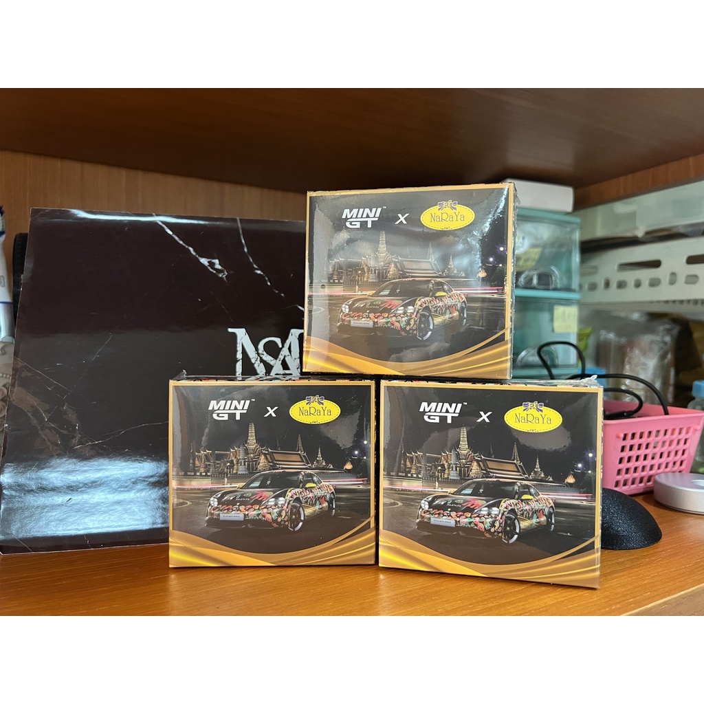 Mini GT 1/64 X NaRa Ya 399 Porsche Taycan Turbo S 泰國限定 | 蝦皮購物