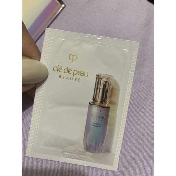 cpb 肌膚之鑰 精萃光采激光晶露 試用包 0.5ml 全新 激光瓶 旅行組 | 蝦皮購物