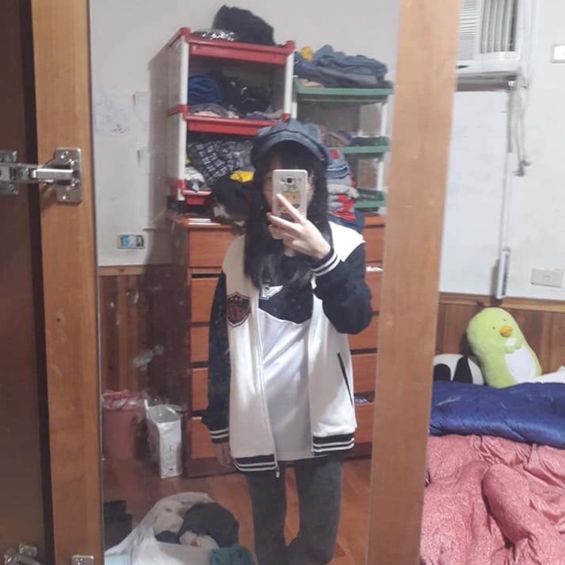 （保留分期中）SKT T1 正版官方 S7 隊服 外套 衣服 Faker Bang Peanut Wolf Huni | 蝦皮購物