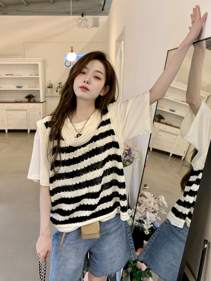 Waroom|售完不補 S57條紋針織鏤空背心/短袖|洞洞背心|外穿辣妹|吊帶背心|針織背心|設計感|馬甲|洞洞|無袖 | 蝦皮購物