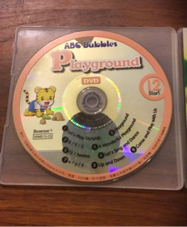 二手 巧連智 ABC Bubbles Start 版 Playground DVD | 蝦皮購物