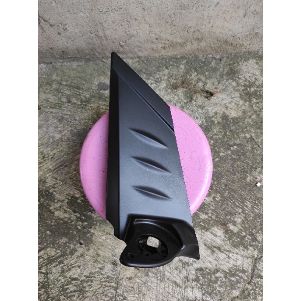 HONDA 本田 brio 原裝後視腳架/閥桿桿腿原裝本田 brio 後視臂 | 蝦皮購物