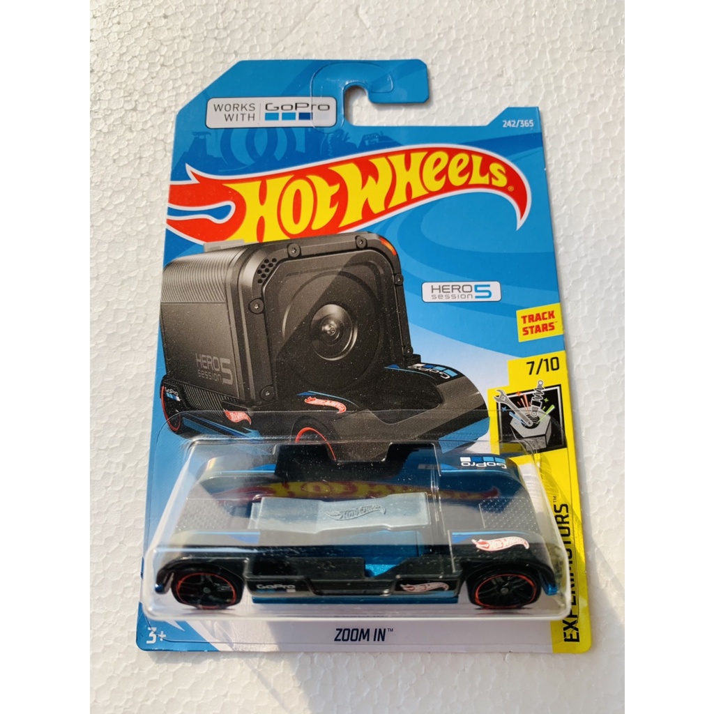 HOTWHEELS HOT WHEELS ZOOM IN BLACK 與 GOPRO HW 速度圖形壓鑄微型軌道之星配合 | 蝦皮購物