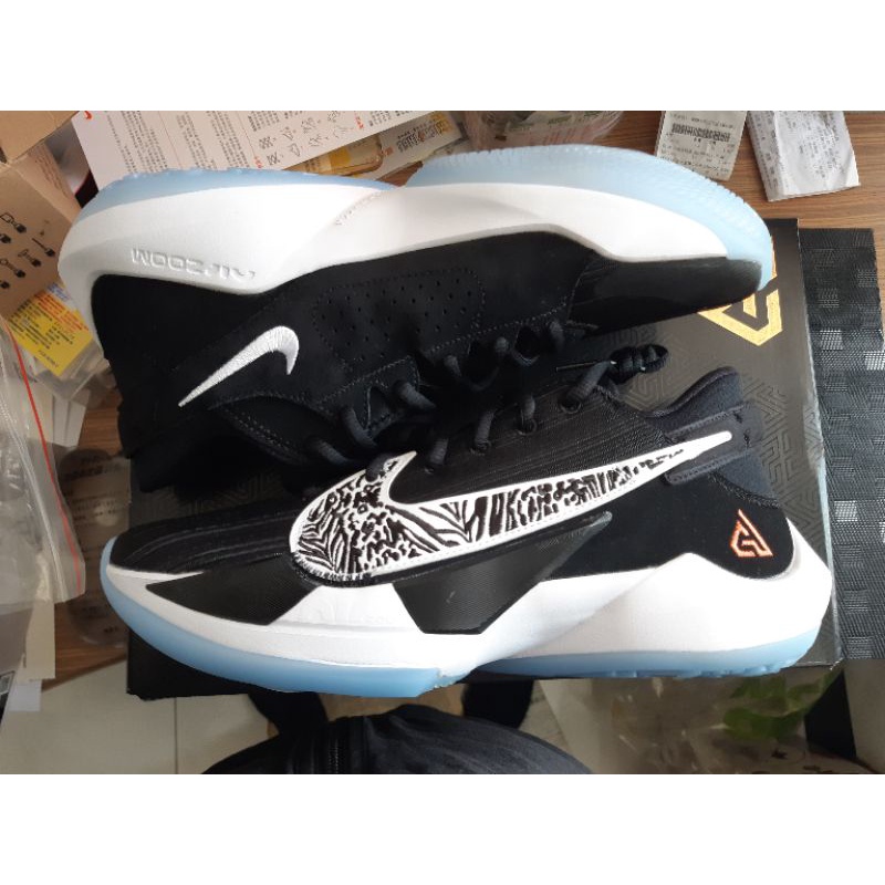 nike zoom freak 2 ep 字母哥 黑白 ck5825-001 us9.5 | 蝦皮購物