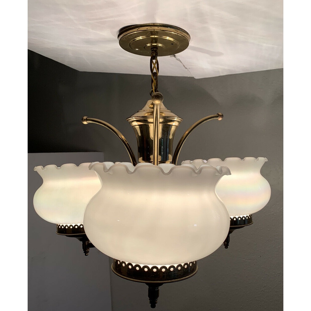 l3限定 代購 Vtg Brass and White Milk Glass 3 arm Ceiling Light 燈 | 蝦皮購物