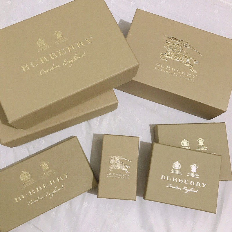 Burberry 精品紙袋 盒子 禮盒 博柏利 巴寶莉 正櫃購入盒子 大中小迷你尺寸 送禮必備 生日禮物 情人節 | 蝦皮購物