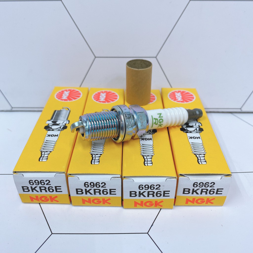 合沁車業 NGK BKR6E 火星塞 6962 CARRY 1.3 | 蝦皮購物