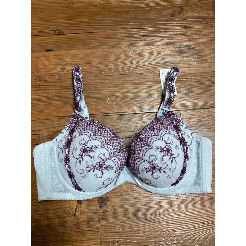 羅絲美粉藍紫線刺繡薄款內衣70C.75D.80D.85B | 蝦皮購物