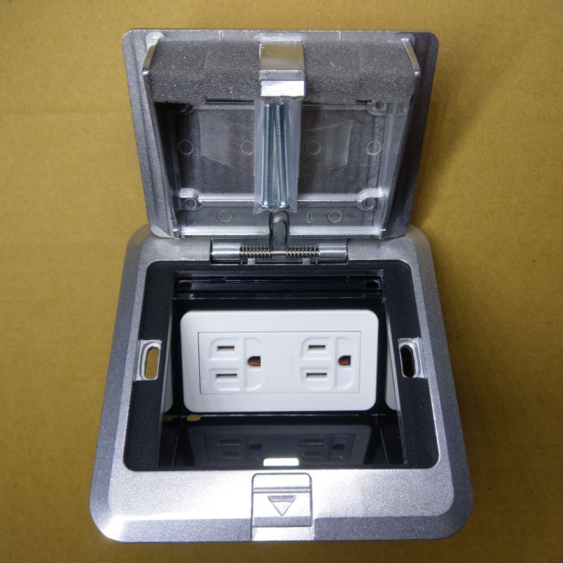 Panasonic_國際牌_鋁合金地板插座_地面插座_接地雙插座_DUFN 2200T-1 | 蝦皮購物